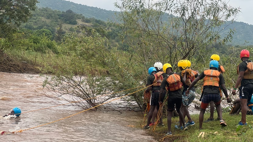 Ausbildung für den Hochwasser-Notfall | Zoo Zürich